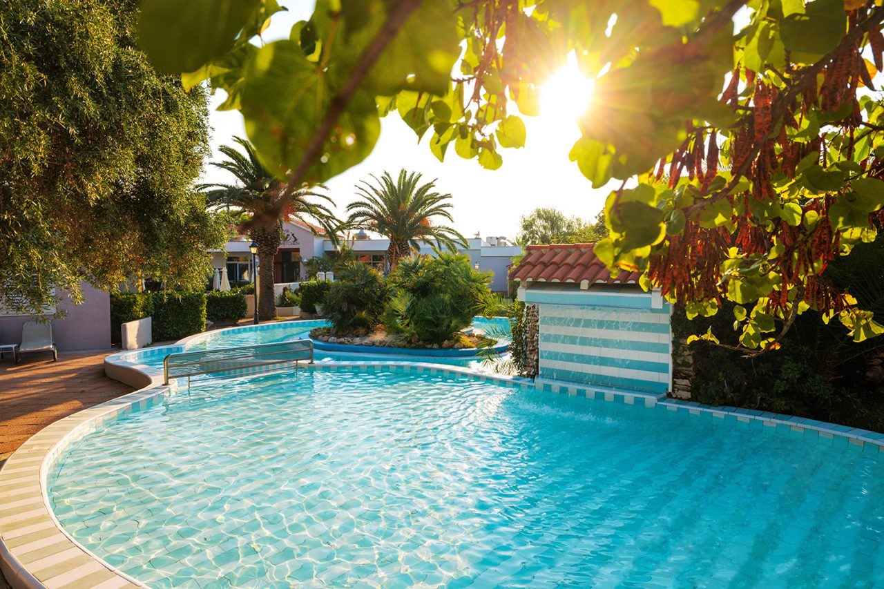 wsr-kids-pool2-1500 - Waterman Svpetrvs Resort